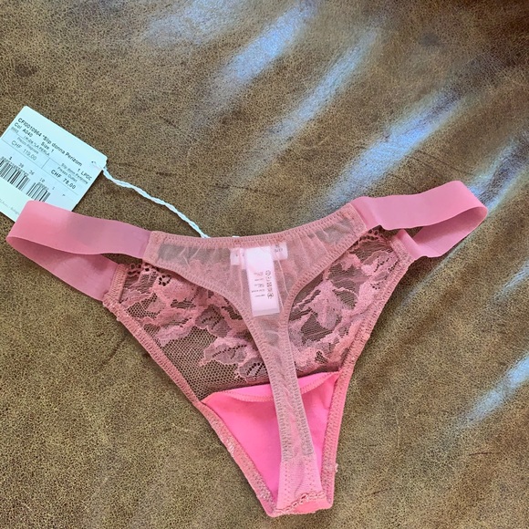 La Perla | Intimates & Sleepwear | Sold La Perla Lingerie Set Sold ...